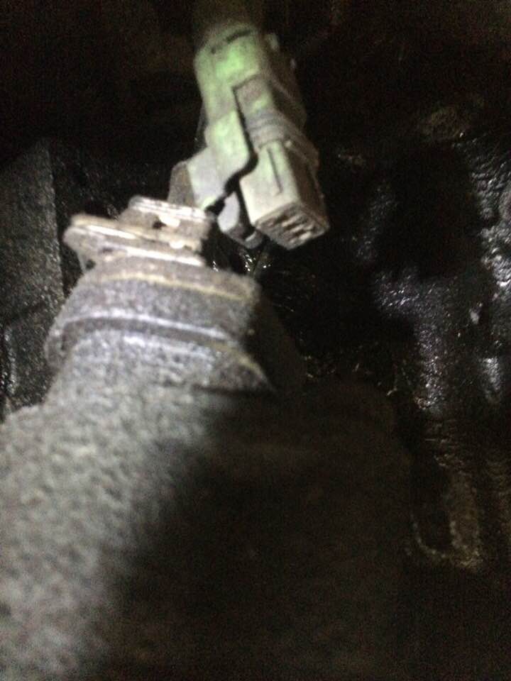 speedo sensor location | Peugeot Forums